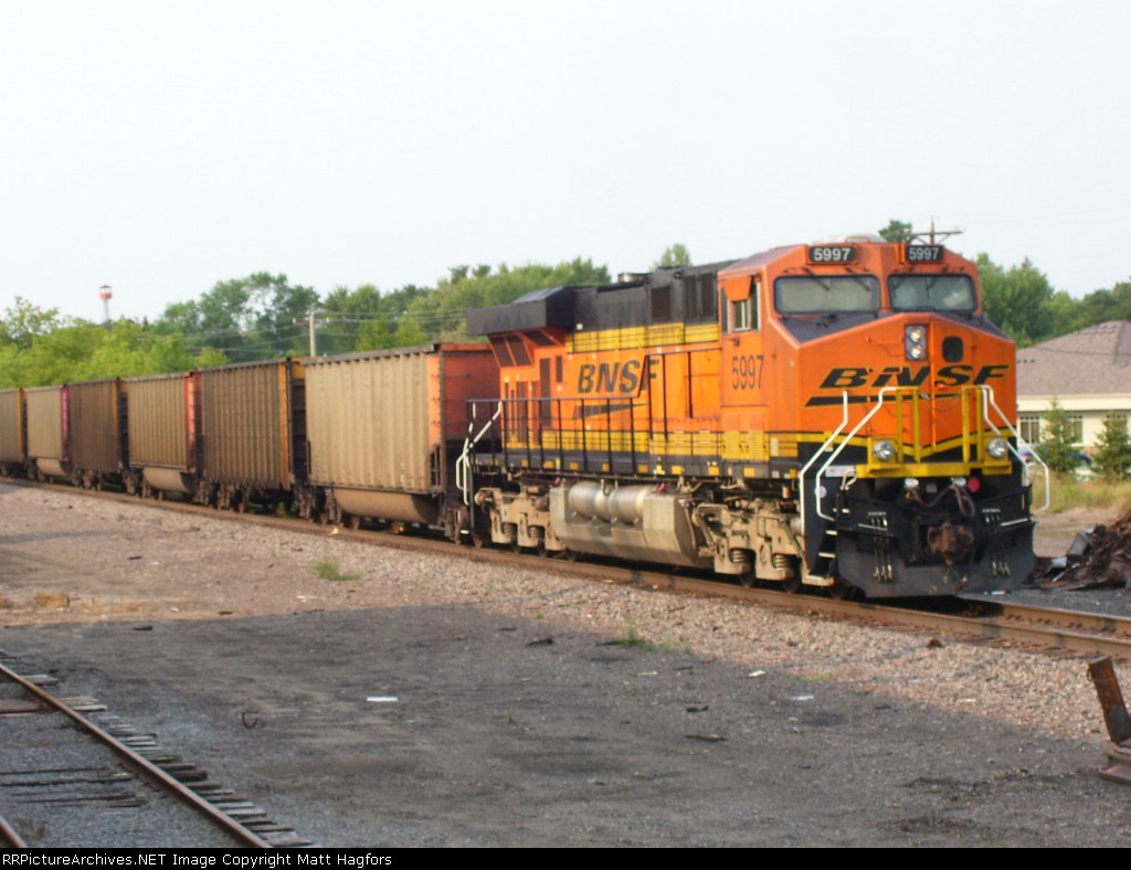 BNSF 5997